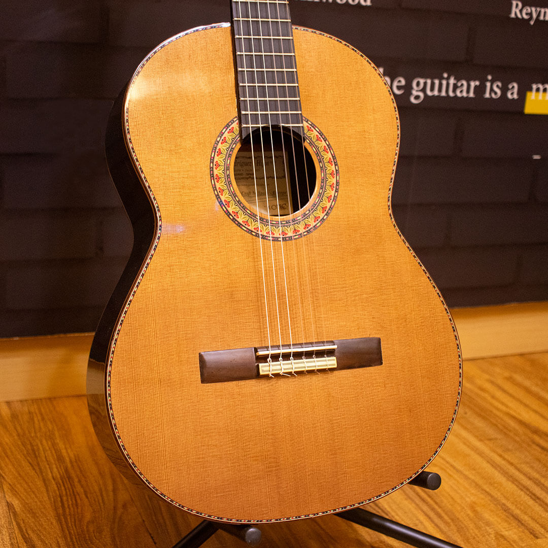 Manuel Rodriguez – Premium acoustic / classical guitar shop Fine guitar ...